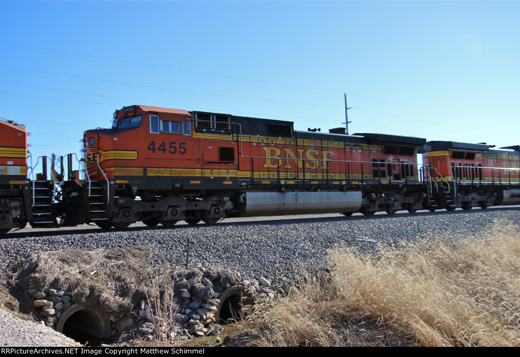 BNSF 4455